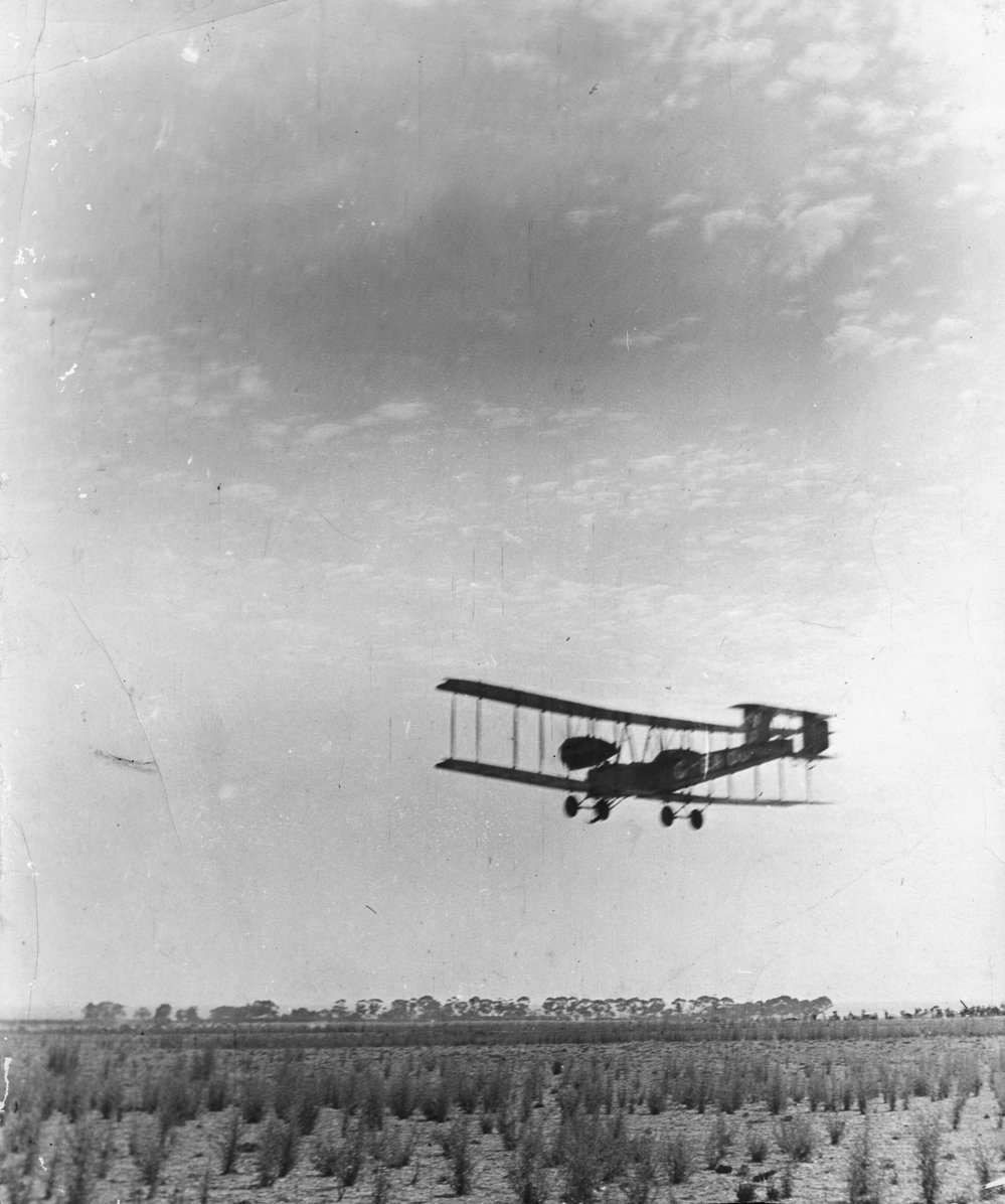 The Great Air Race 1919 - The Winners - Hard Hat History
